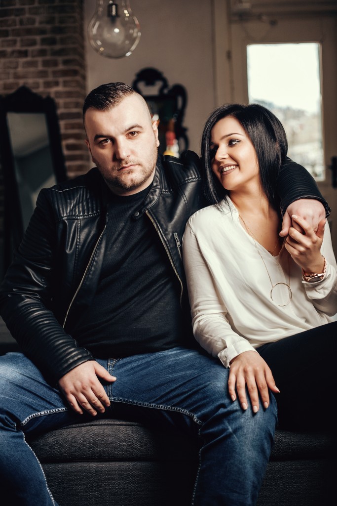 buba corelli djevojka - Azra Magazin