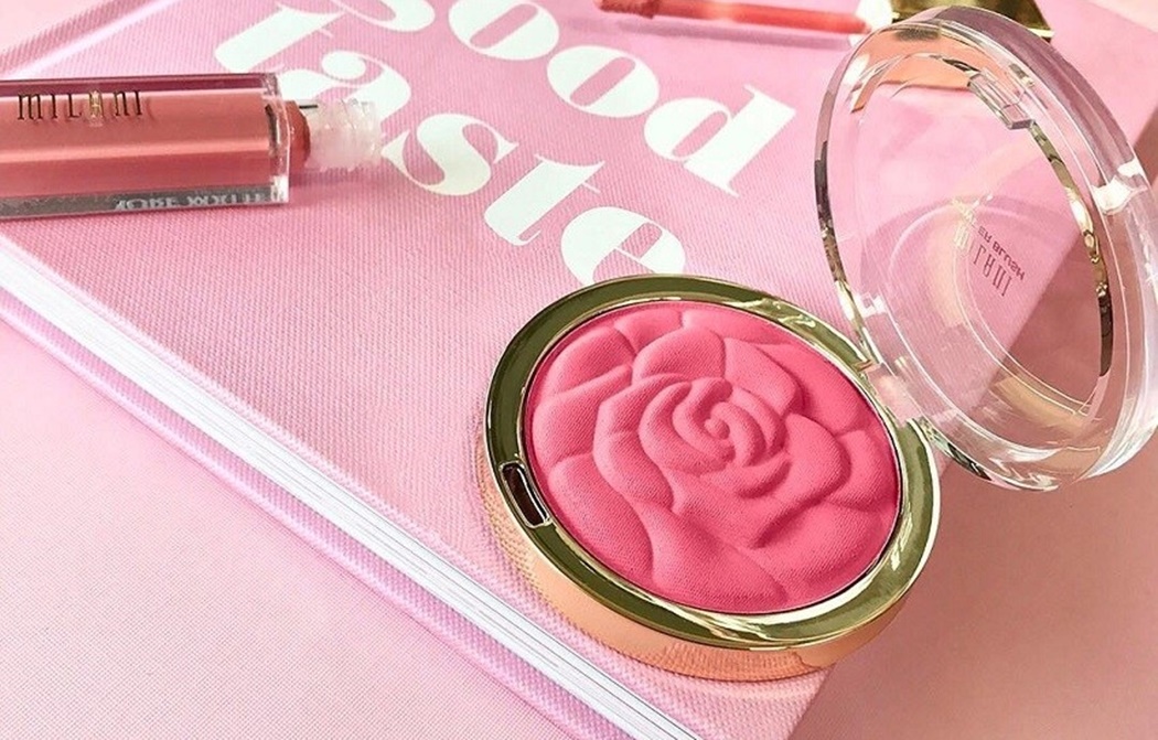 Milani rumenilo u obliku ruže o kojem svi govore