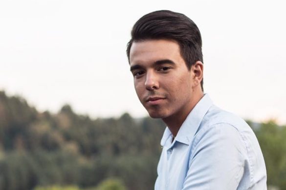 Adi Softić - Azra Magazin