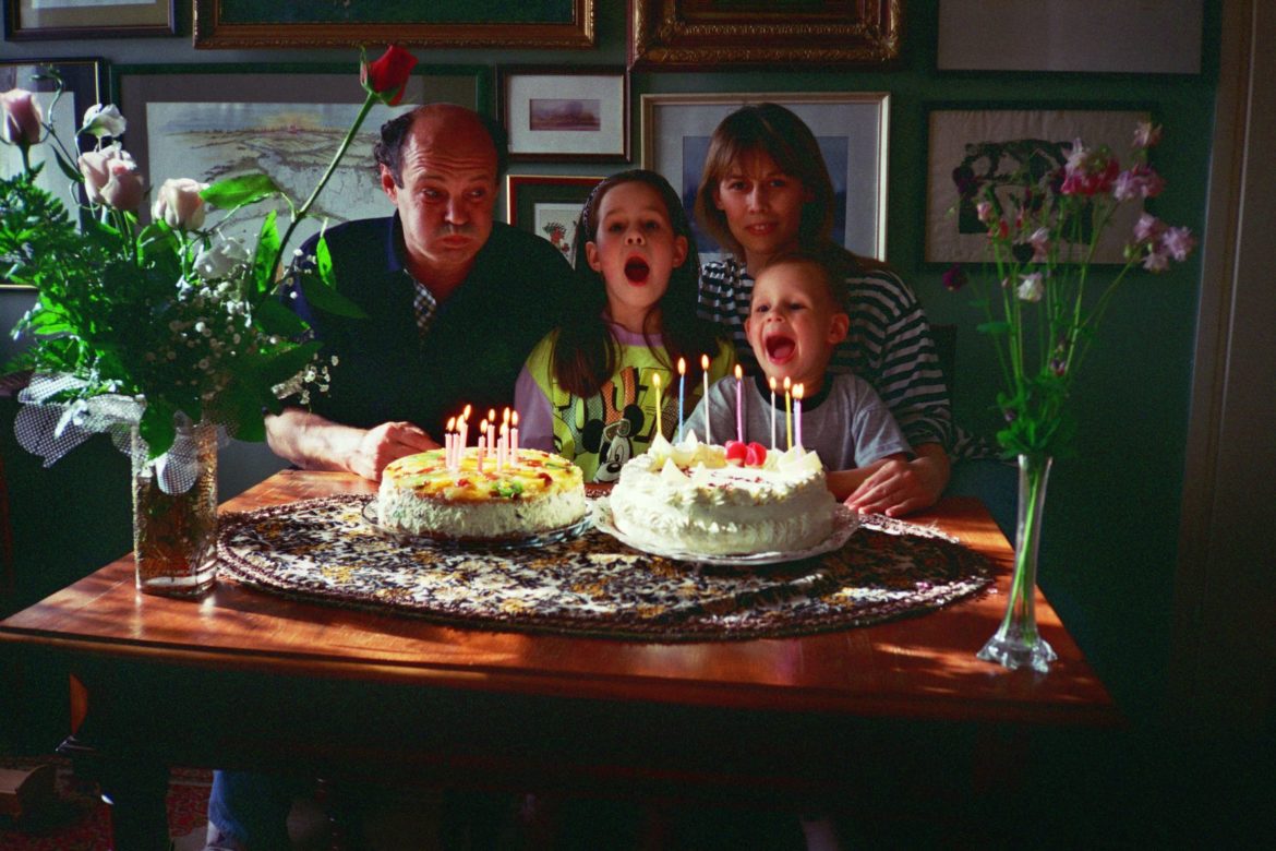 nana-nadarevic-mustafa-nadarevic-brat-asa-mama-snjezana (1) - Azra Magazin