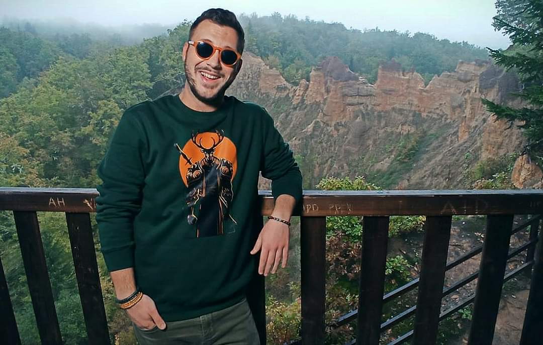 Vladimir Colakovic 11 - Azra Magazin