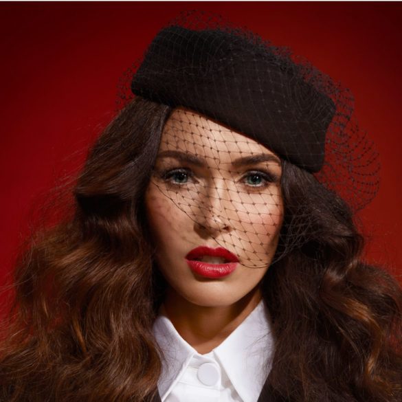 Naslovnica - Azra Magazin