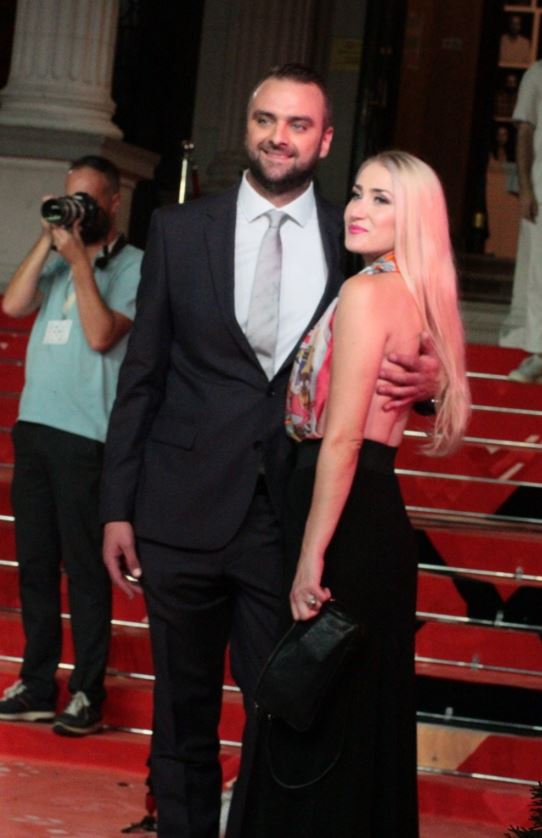 Glumica Mona Muratović: Sama se šišam, feniram i farbam