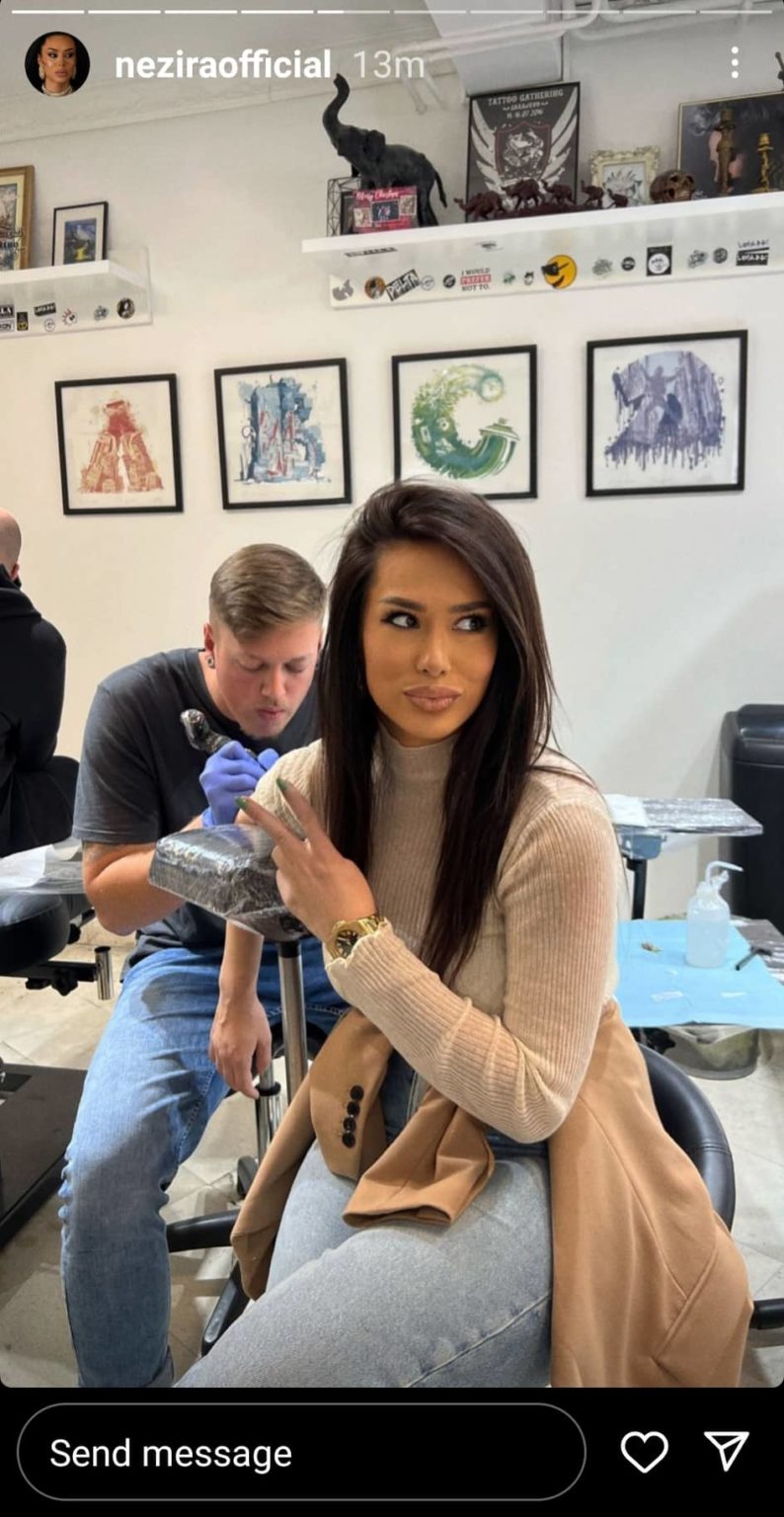 Šta krije nova tetovaža Nezire Muhović, dva mjeseca nakon porođaja