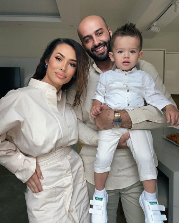 Nezira Muhović prvi put sa sinovima Rejjanom i Alijem za "Azru ...