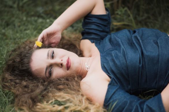 Iva Filipović za “Azru” : U Busovači se običaji još poštuju u ovo ...