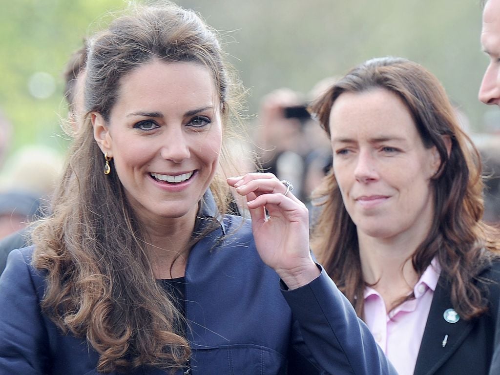 Ova opasna dama je tjelohraniteljka Kate Middleton, prati je kao sjenka ...