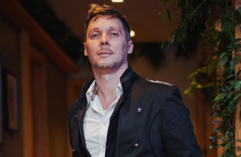 Mario Drmać hit na mrežama: Njegova ptica priča, imitira i psuje druge ...