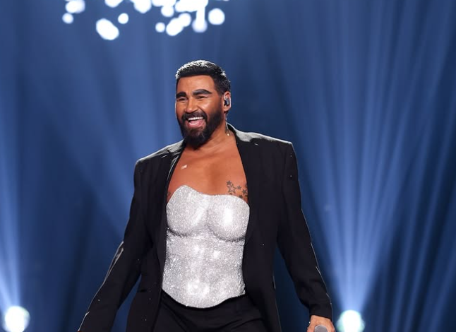 Pokazao prsten, ali ne i lice: Azis potvrdio da se oženio muškarcem